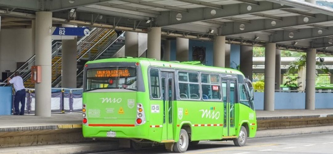 Se reactivan servicios del MIO en más zonas de Cali - Blanco y Negro Masivo